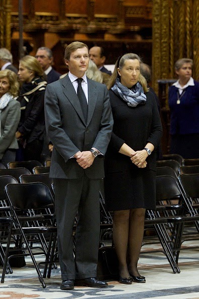 Royal Family Around the World: Funeral Service For The 18th Duchess of ...